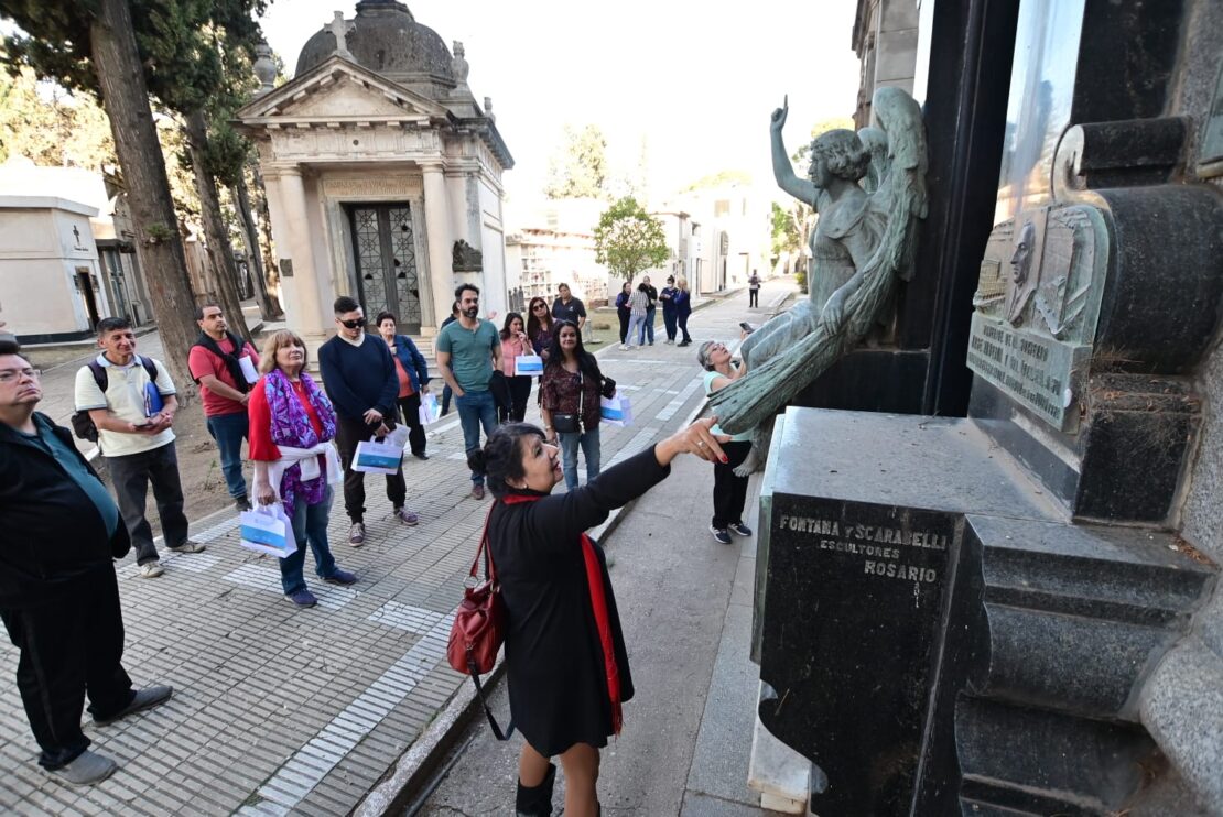 Cementerio San Jerónimo: visitas guiadas con historias de amor (y no tanto)
